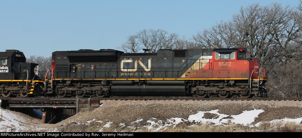 CN 8842 (1)